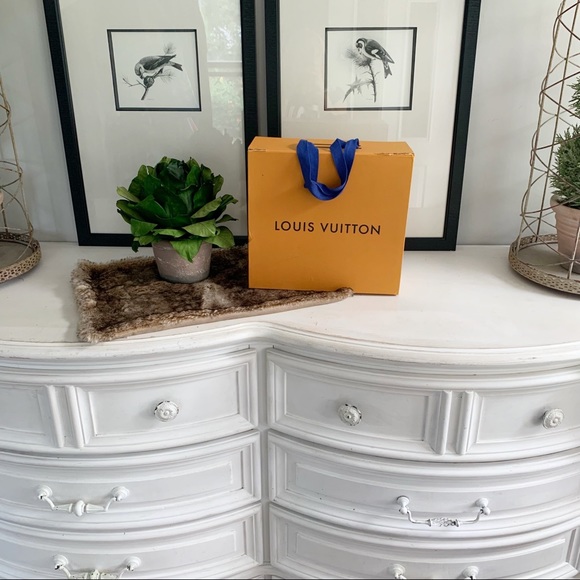 Louis Vuitton | Bags | Louis Vuitton Embossed Logo Handbagaccessory Box ...